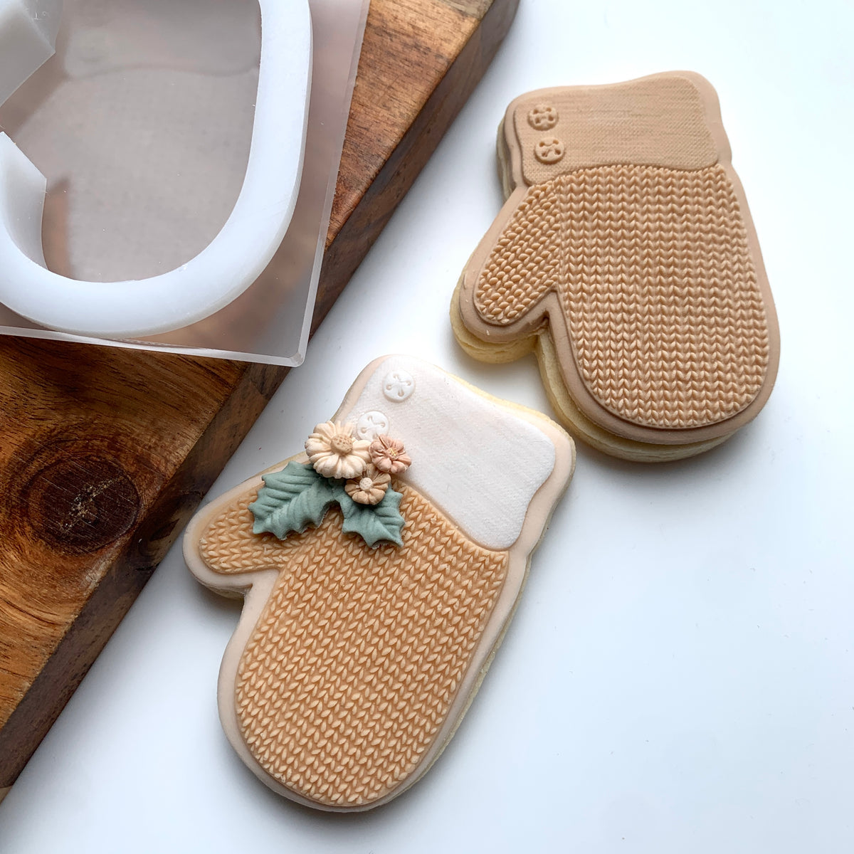 Discontinued - MITTEN WITH MATCHING CUTTER – Sweetly Impressed